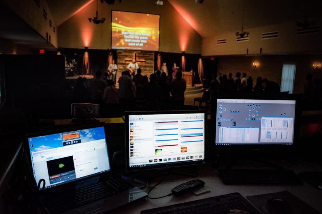 11 Reasons to Invest in Church Presentation Software - Religious ...